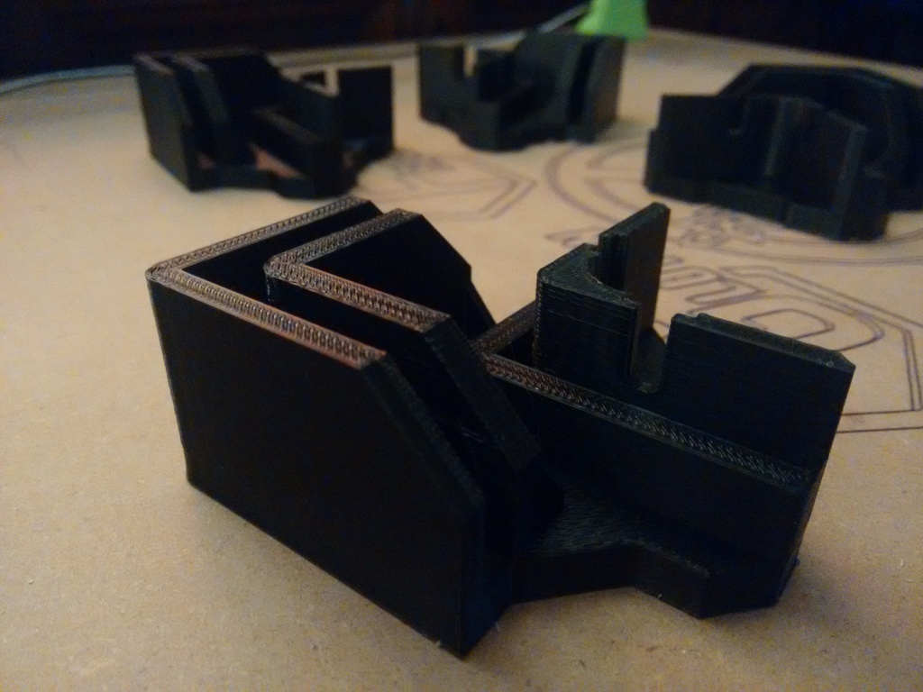 Free STL file FlashForge Creator Pro - Enclosure Brackets 🧑‍🔧・3D print ...