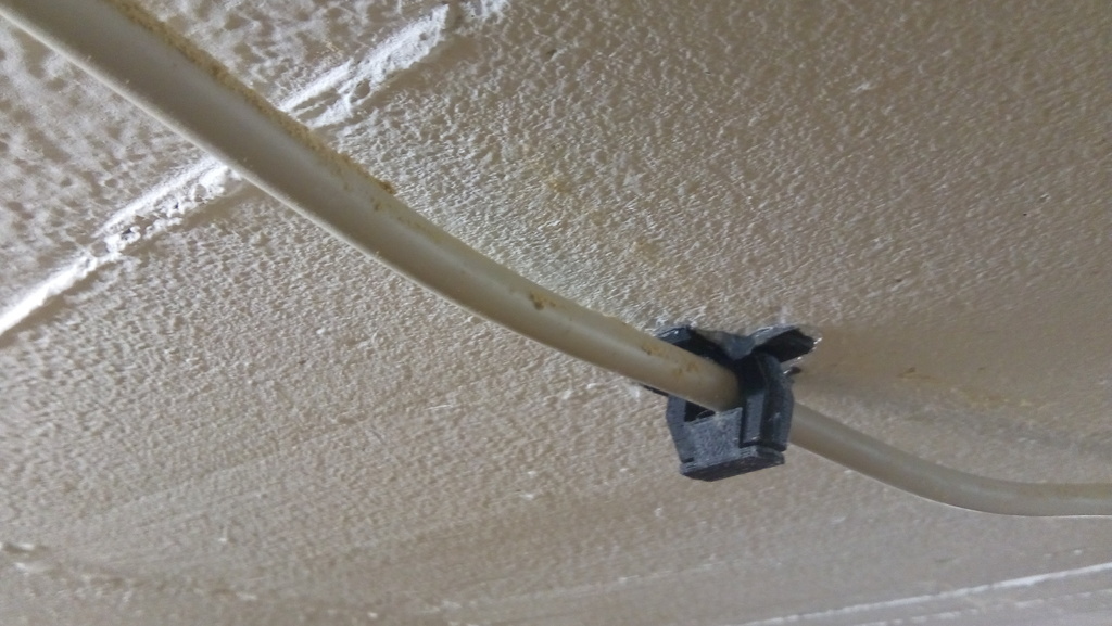 Free STL file Ceiling cable mount 🔌・3D printing idea to download・Cults