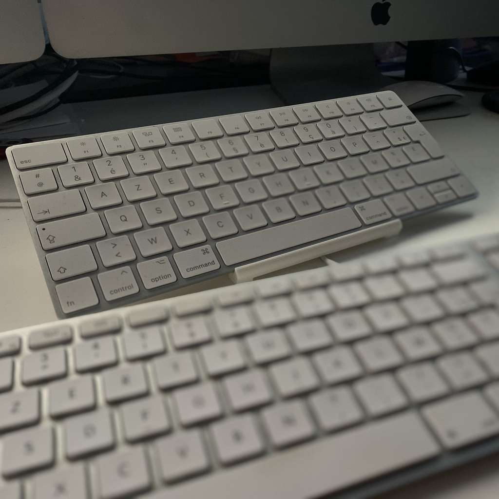 Free STL file Apple Keyboard Holder・3D printable model to download・Cults