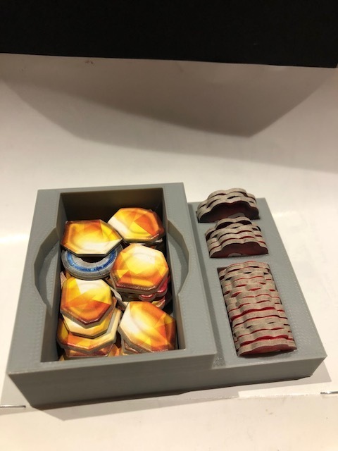 Free 3D file Keyforge token holder for Ultimate Guard・3D printable ...