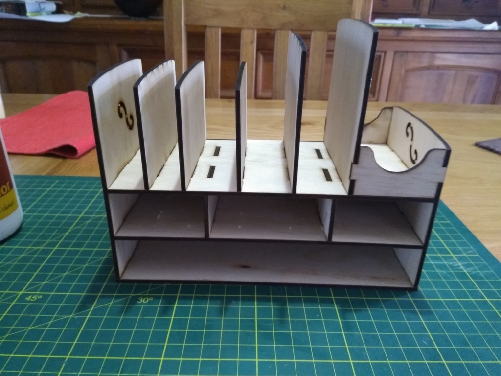 Free STL file Laser-cut charging station 🚉・3D printing idea to download ...