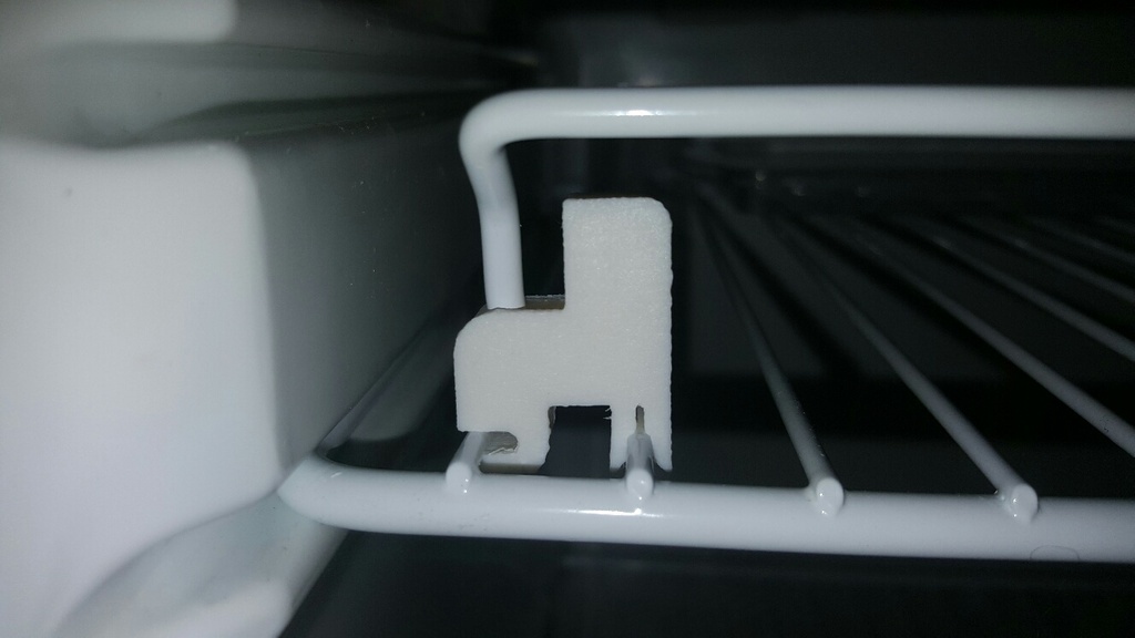 Free STL file Dometic fridge shelf food retainer mount Jayco・3D printer ...