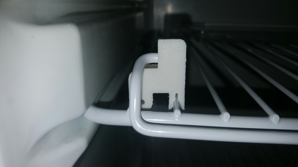 Free STL file Dometic fridge shelf food retainer mount Jayco・3D printer ...