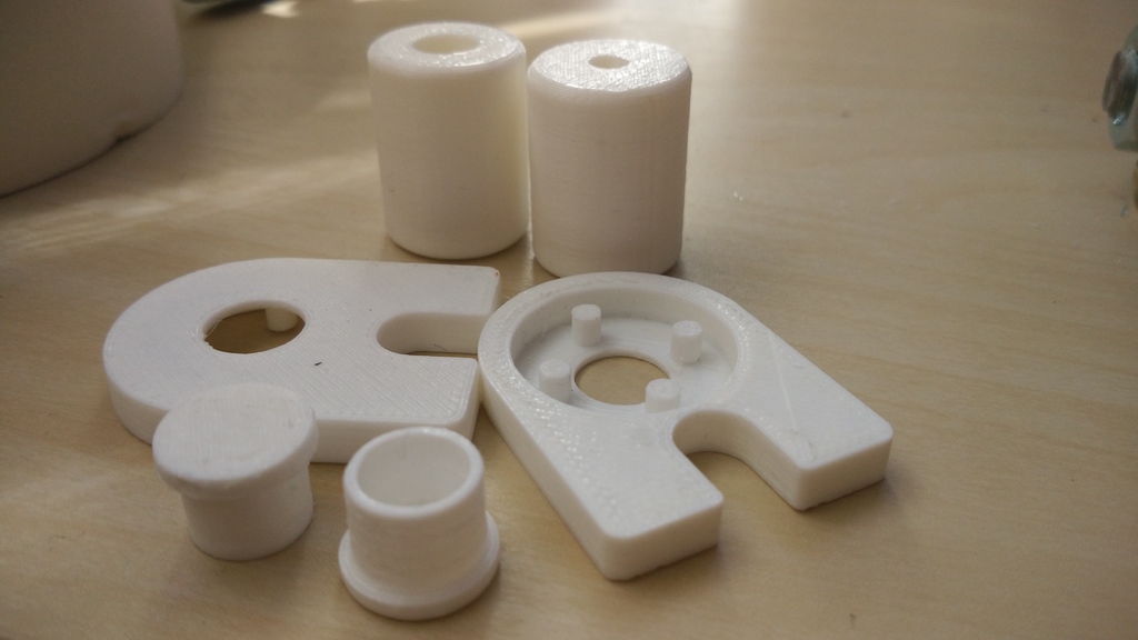 Free 3D file Anti-Wobbling Z-axis Kit 8mm for Prusa I3・3D printing idea ...