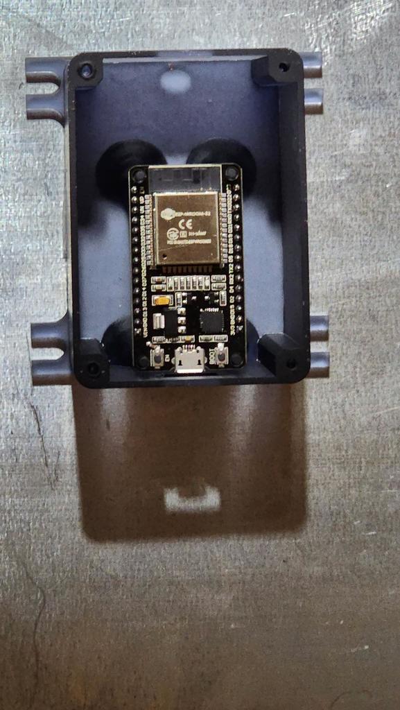 3D-Datei Geräumige ESP32-Gehäuse 📦 kostenlos・Design zum 3D-Drucken zum ...