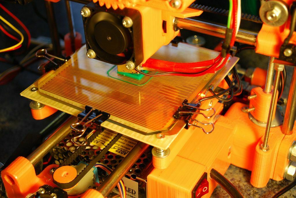 Free 3D file ToyREP Heatbed・3D printing template to download・Cults