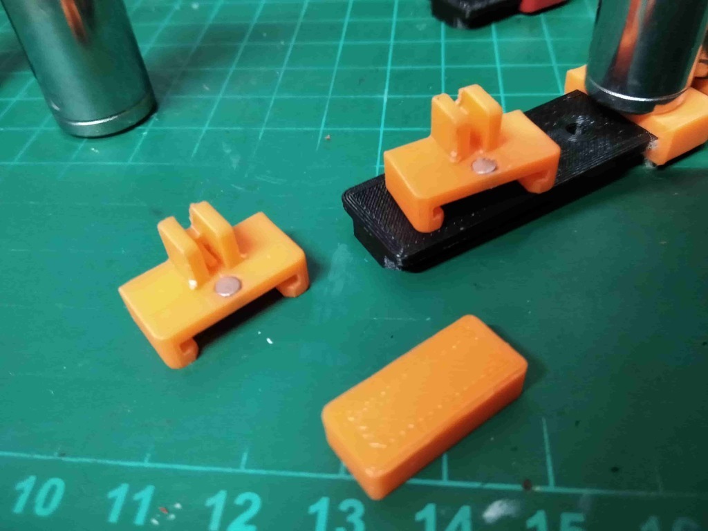 Free STL file Magnetic raíl socket holder・3D printing design to ...