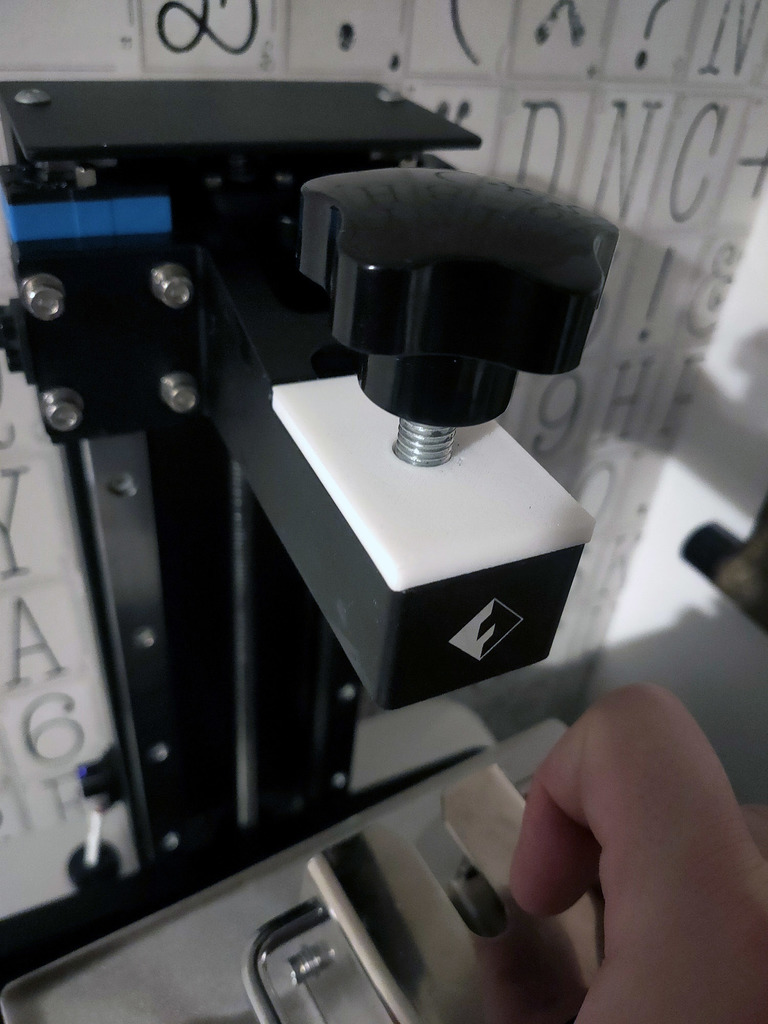 Free 3D file Flashforge Foto 8.9 Z Axis Spacer for magnetic Build Plate ...