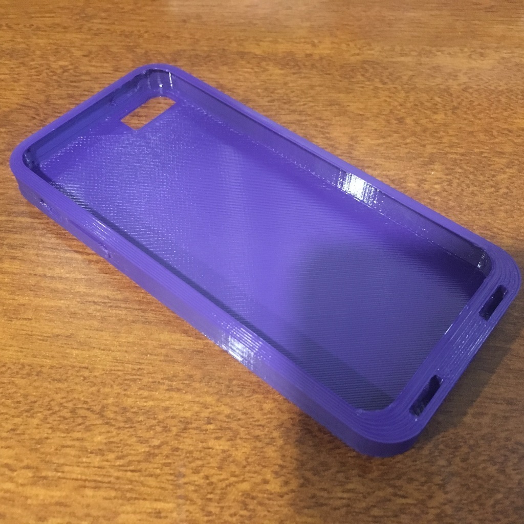 Free 3D file 2017 iPhone SE Case 📱・Design to download and 3D print・Cults