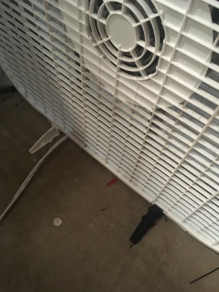 Free 3D file Lasko Box Fan Foot・3D printing template to download・Cults