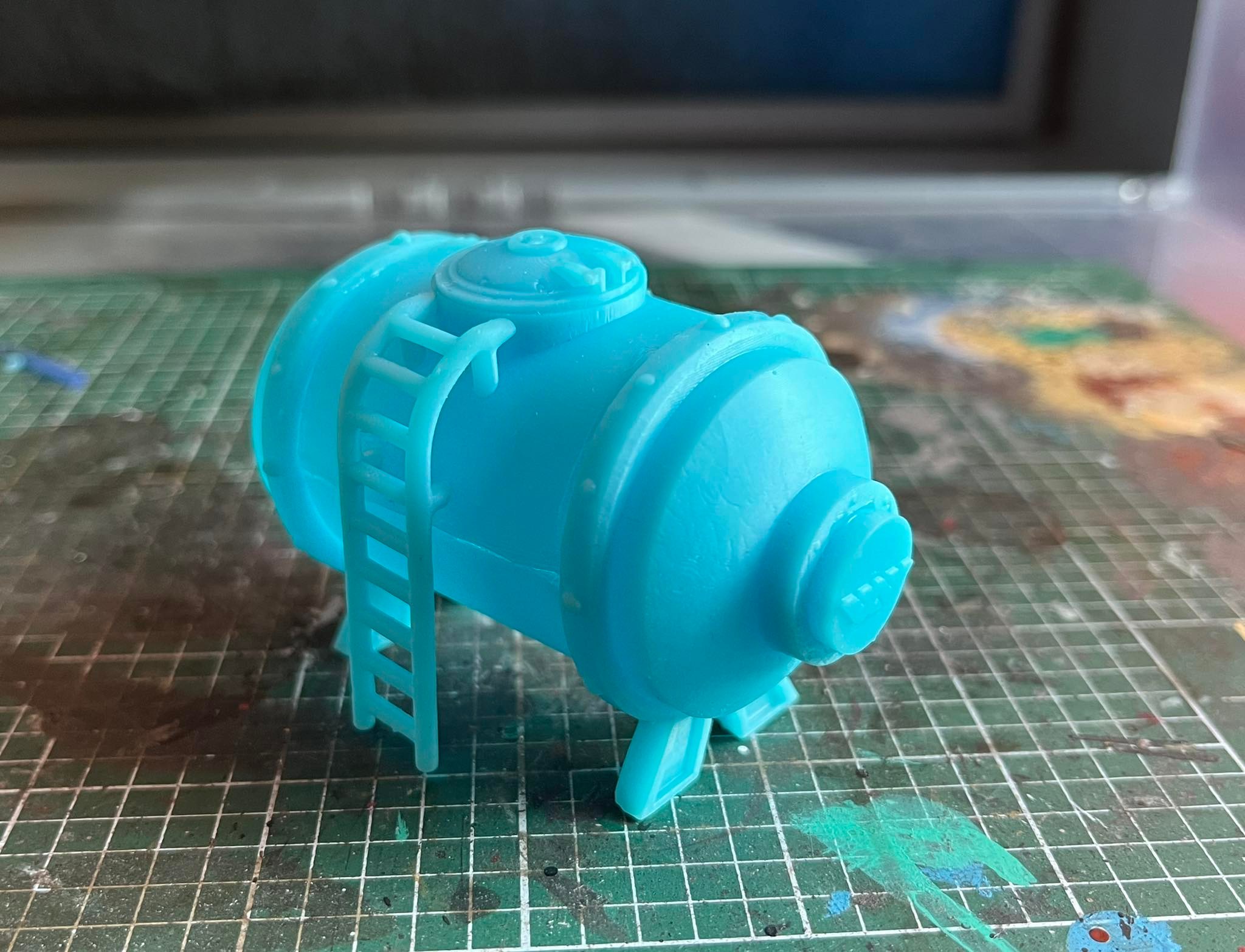 STL file oil tank 🛢️・Template to download and 3D print・Cults