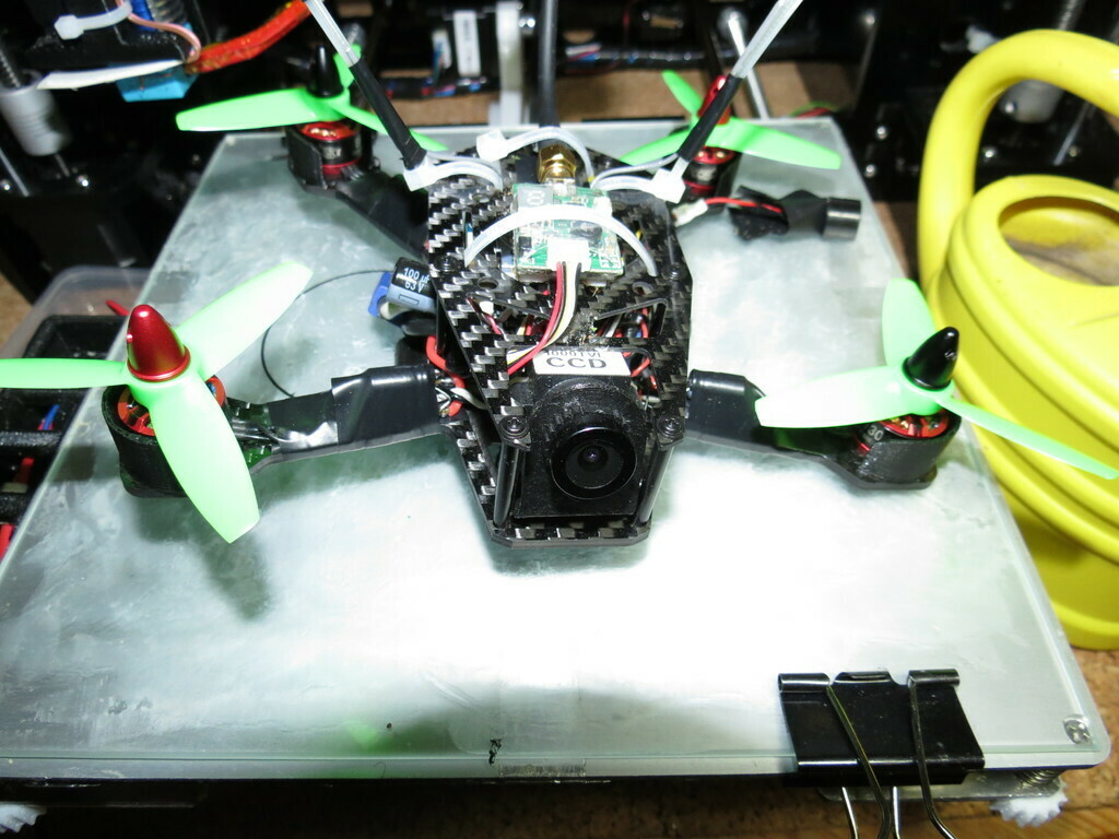 Free 3D file UNIVERSAL FPV CAMERA MOUNT UPGRADED BACKPLATE・3D print ...