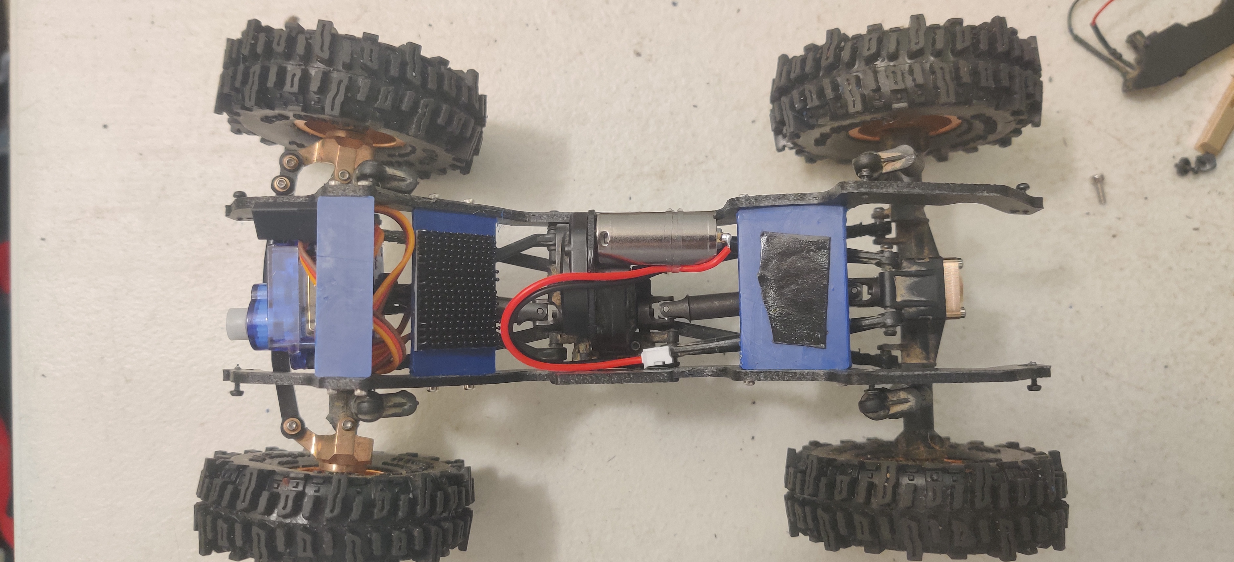 STL file PUMA Chassis - SCX24 LCG Kit 👽・3D print model to download・Cults