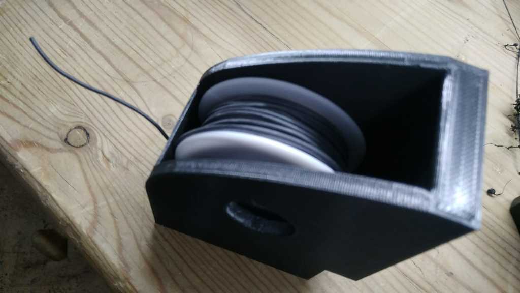 Free 3D file Cable Roller / Dispenser - Magnetic mount・3D printer model ...
