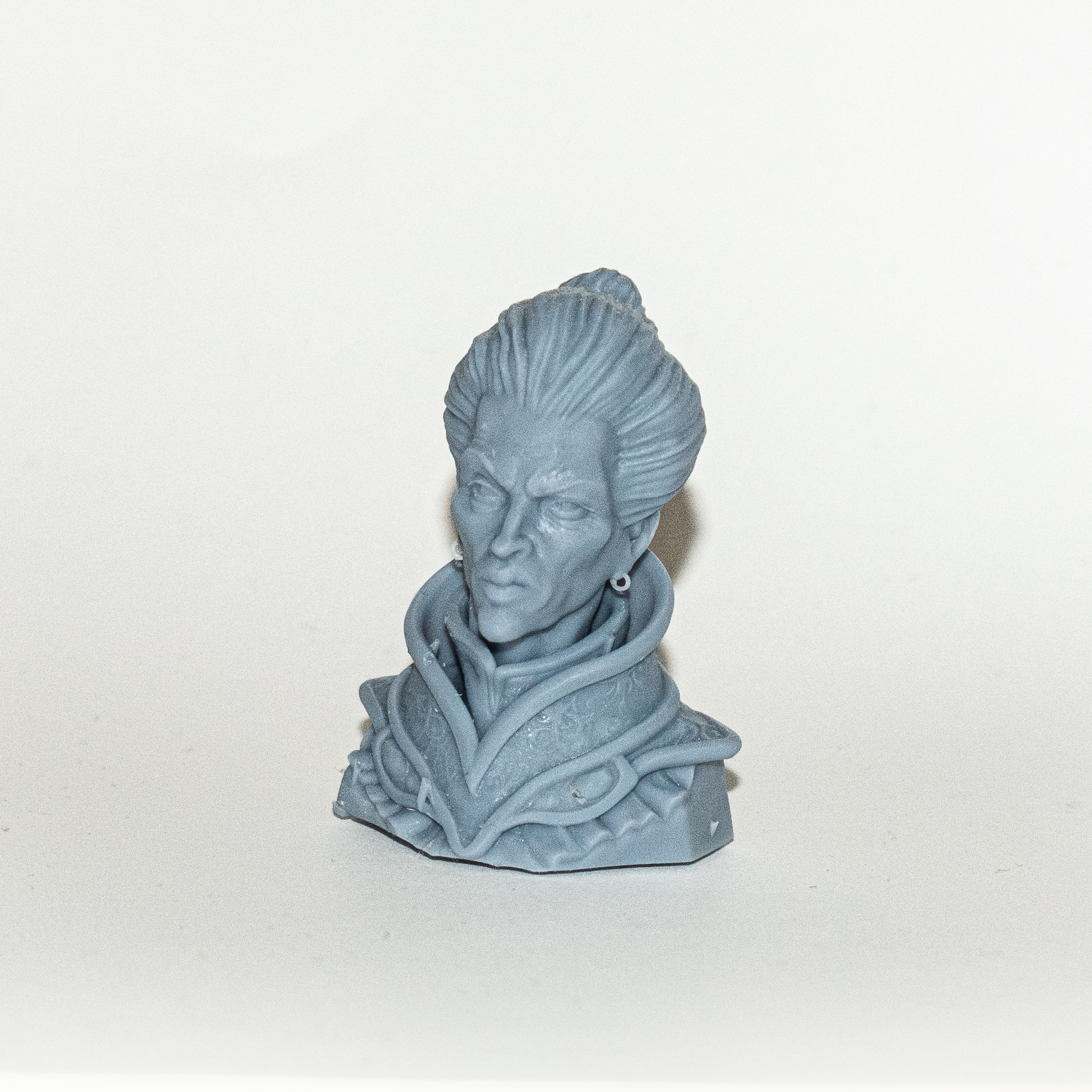 STL file Old Lady Bust 👴・3D printable design to download・Cults