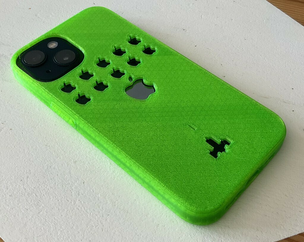 Free 3D file iphone 13 case 📱・3D printable design to download・Cults