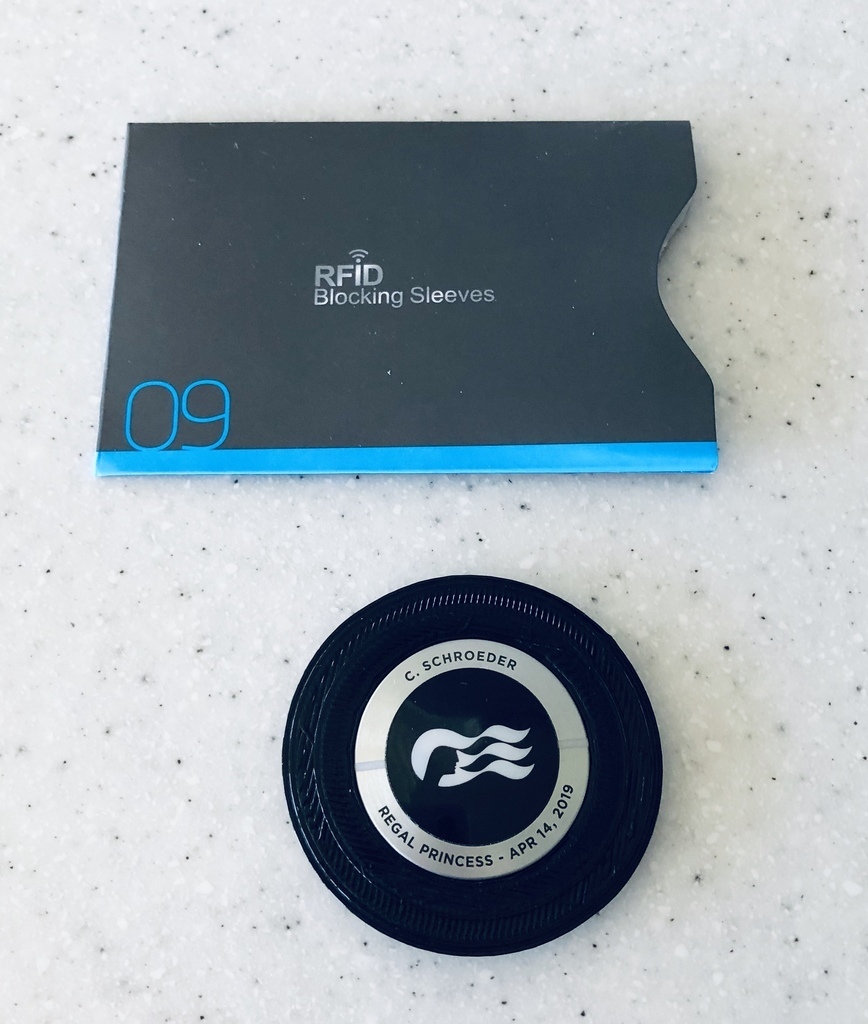 Free 3D file Princess Cruises Medallion holder 👸・3D printing template ...