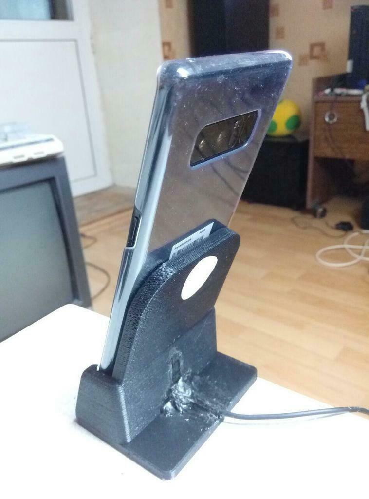 Free 3D file Dock Station (Cradle) for Galaxy Note 8・Template to ...