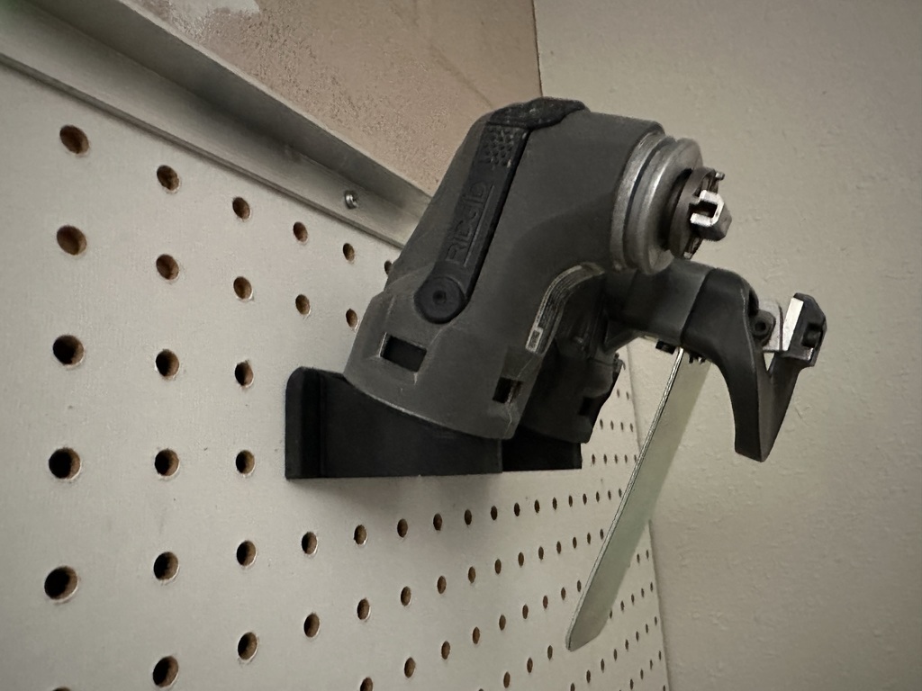 Free 3D file Ridgid Jobmax Pegboard wall mount - remix AEG Omni・Design ...