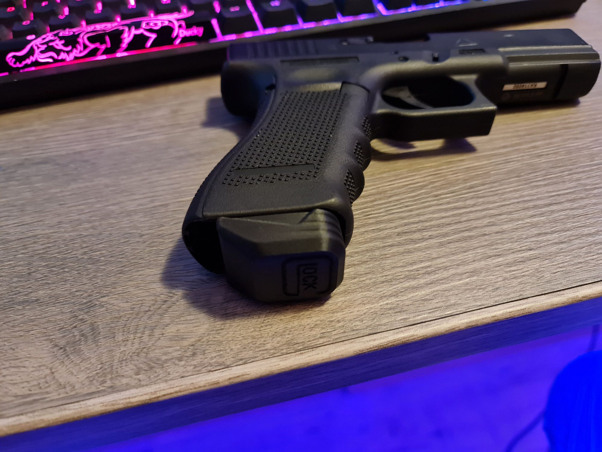 STL file Umarex Glock Base Plate 🔫・3D printable design to download・Cults