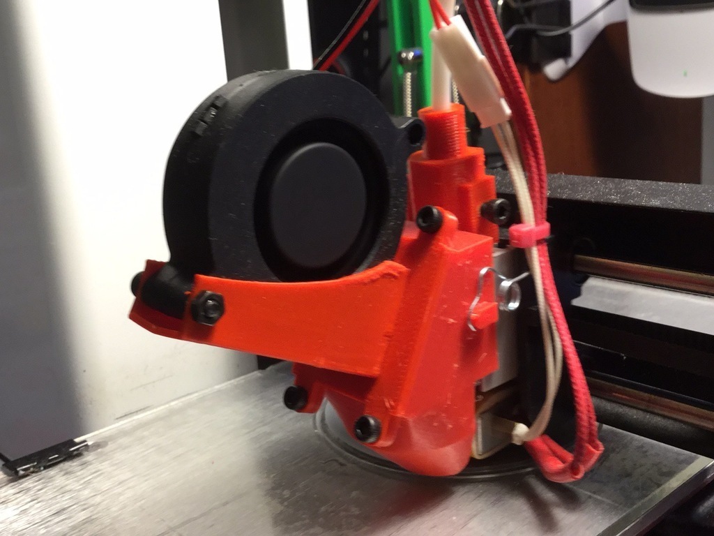 Free 3D file Secure Axial Fan Mount・3D printable model to download・Cults