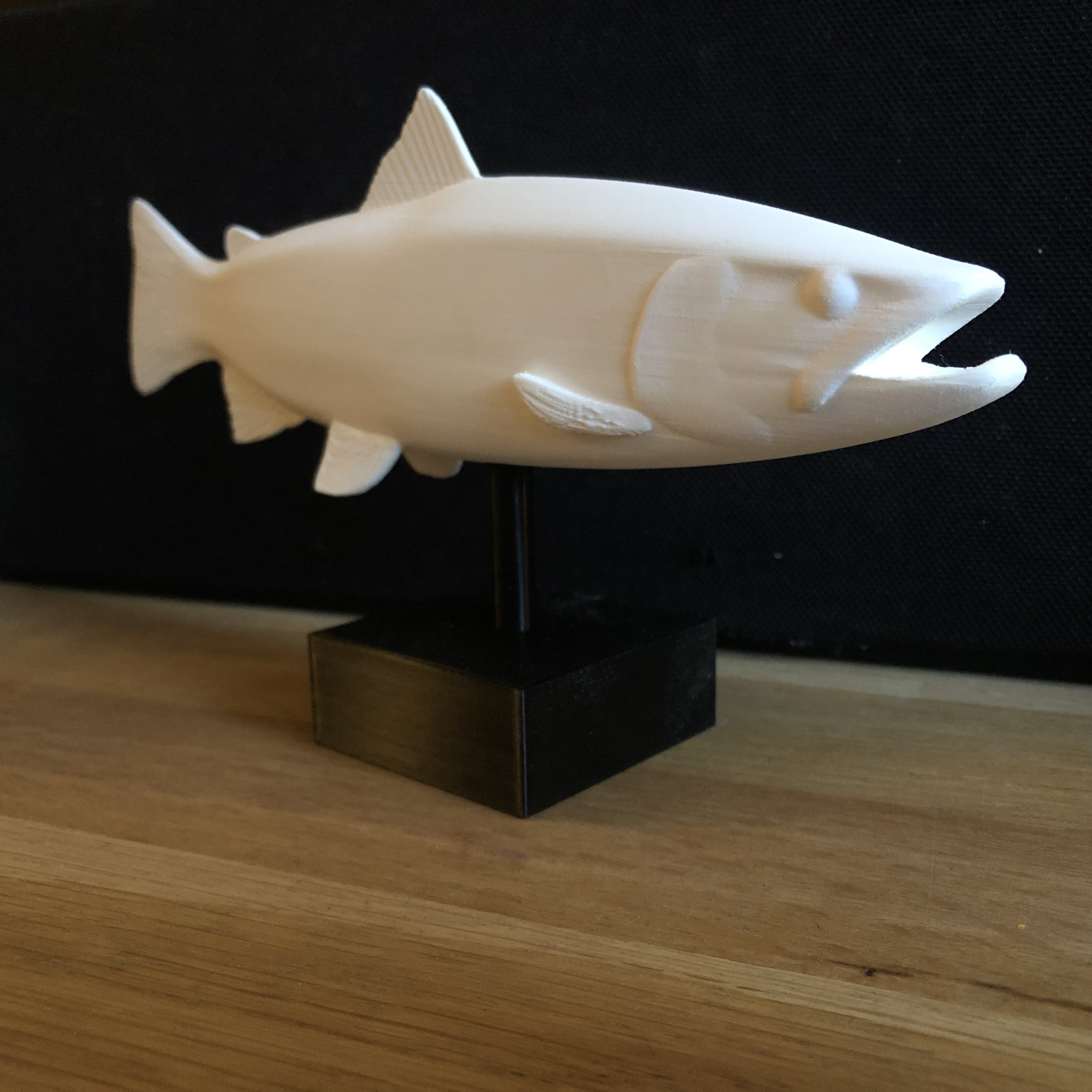 STL file Brown Trout on (optional) pedestal 🐠・Model to download and 3D ...