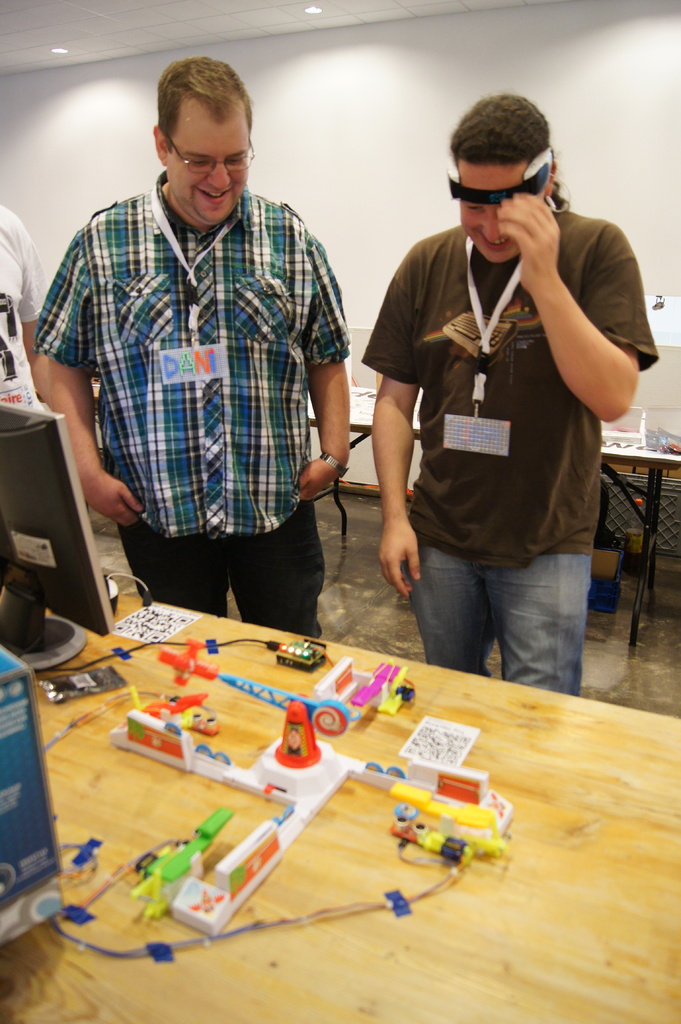 Free 3D file Looping Louie Autopilot・3D printer model to download・Cults