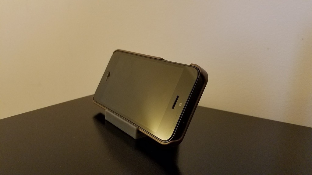 Free 3D file Basic Phone Stand・3D printing design to download・Cults