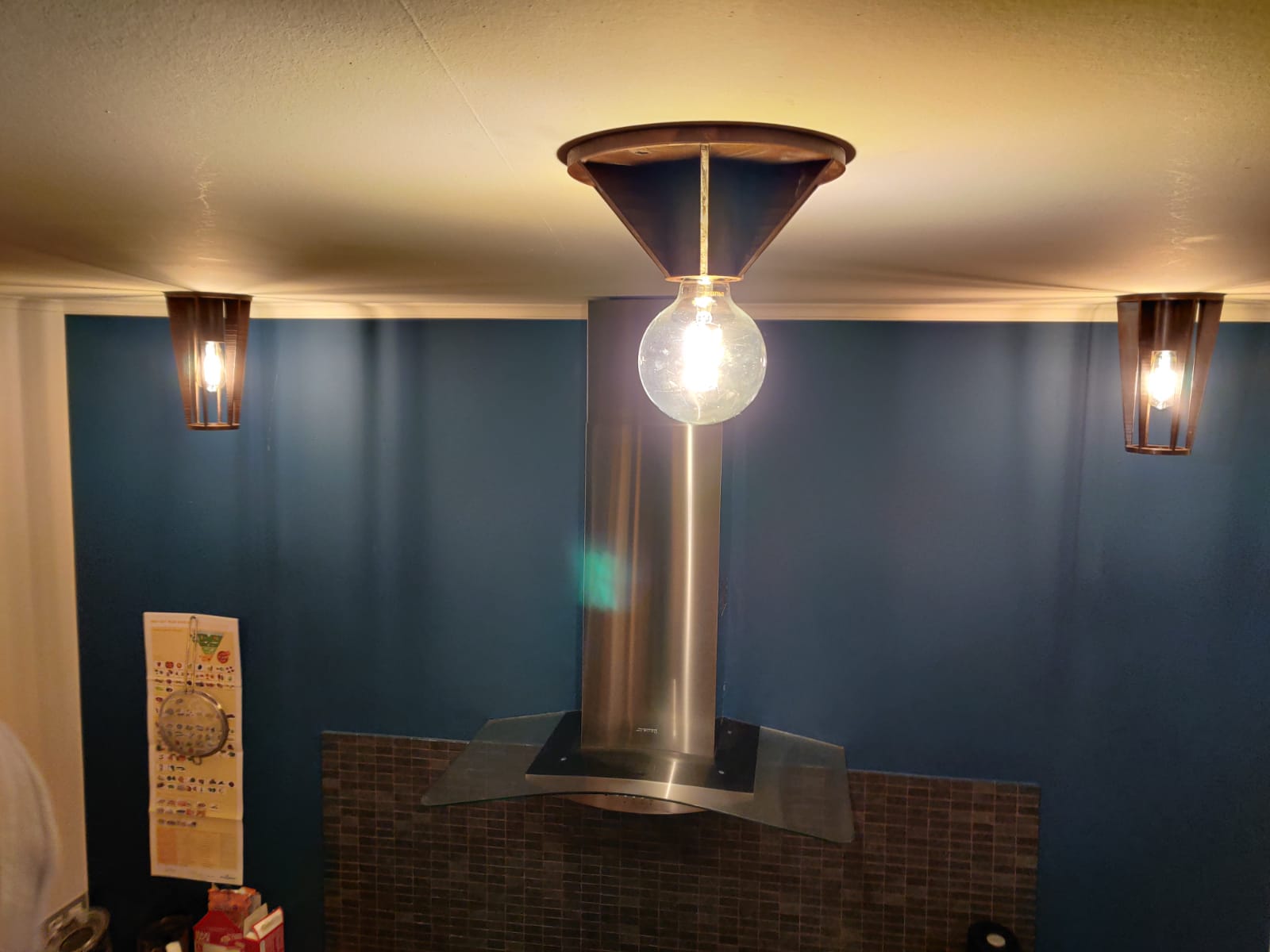 Free STL file hexagon ceiling light・3D printer design to download・Cults