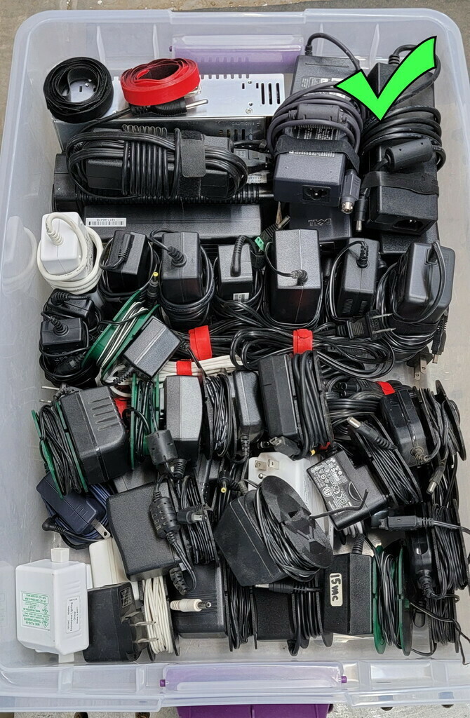 Free 3D file Wall Wart Cable Storage・Template to download and 3D print ...