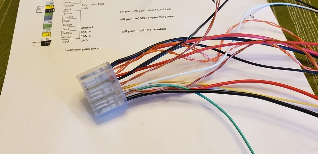 Free 3D file Tesla Model 3 Canbus connector 📱・3D print design to ...