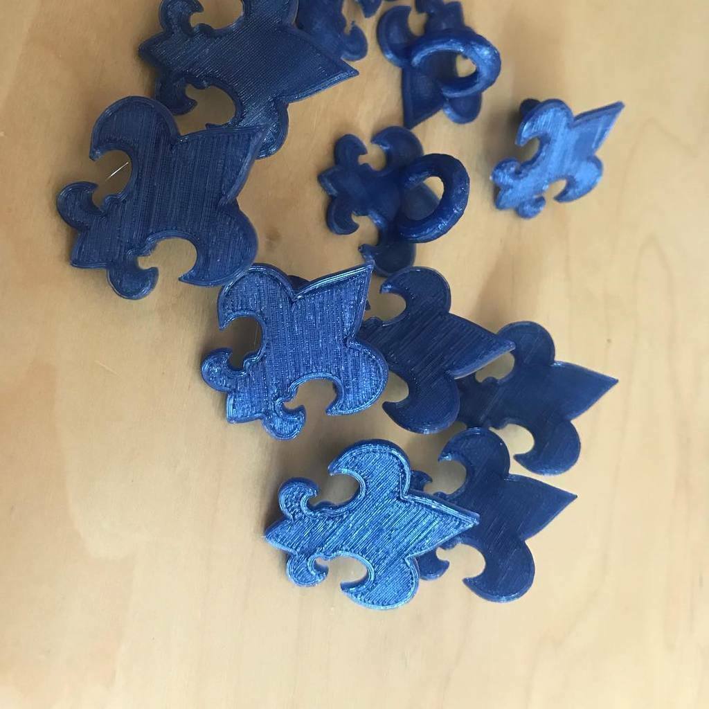 Free 3D file Cub or Boy Scout Neckerchief Slide 👦・3D printable design ...