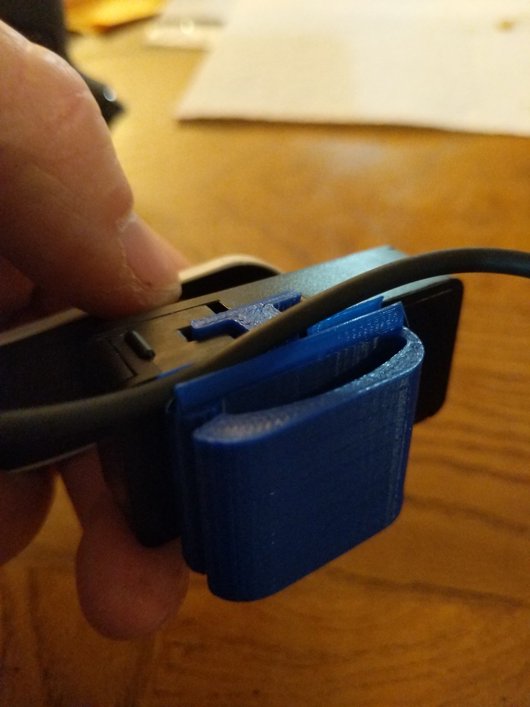 Fichier 3D gratuit Bionik oculus quest mount・Objet à télécharger et à ...
