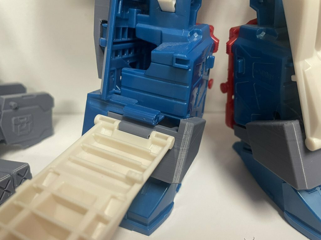 Free 3D file Combiner Wars Ultra Magnus Leg extenders/stabilizers 🦵・3D ...