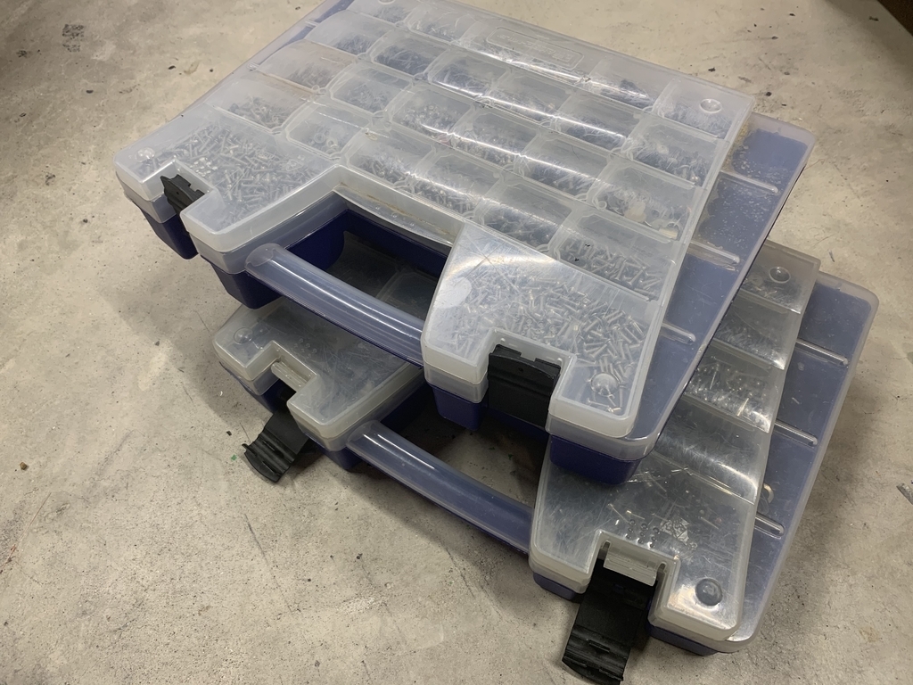 Free 3D file Akro-Mils 06118 Divider 📦・3D printing design to download・Cults