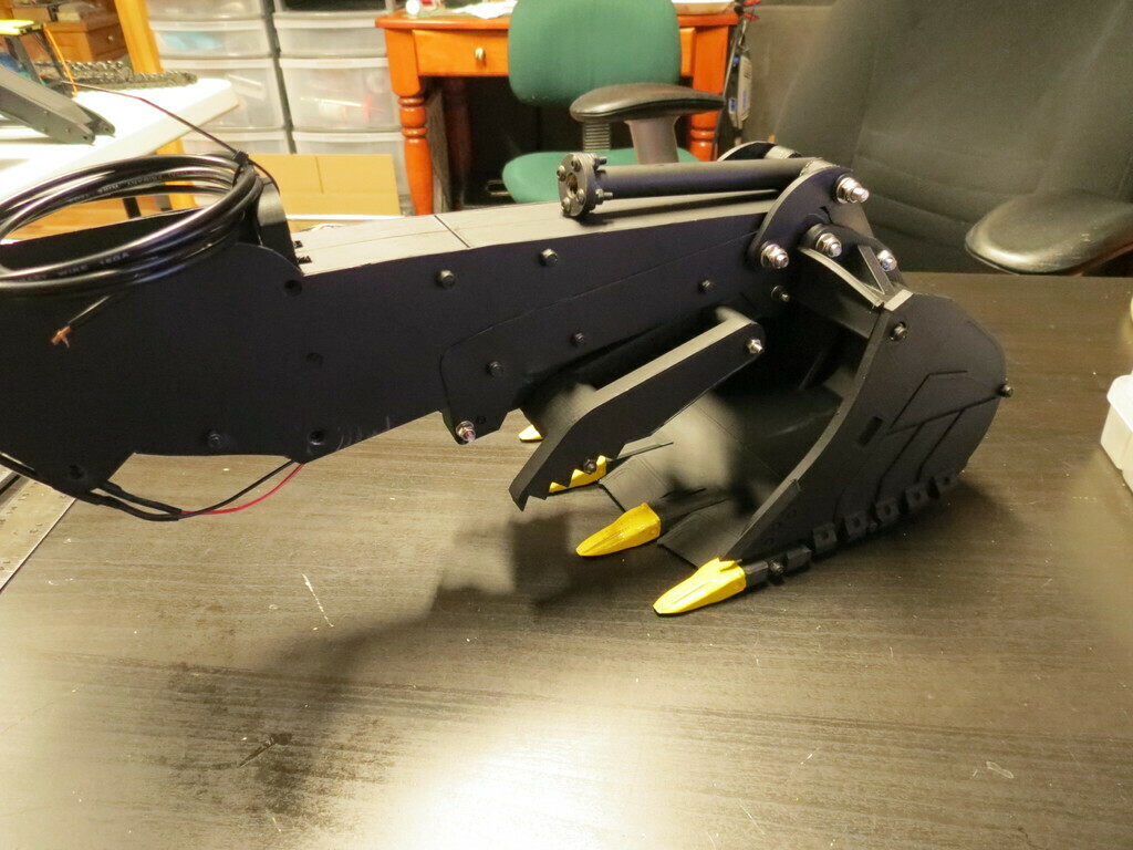 Free 3D file Burnie222rc's Volvo digger Thumb・3D printing design to ...