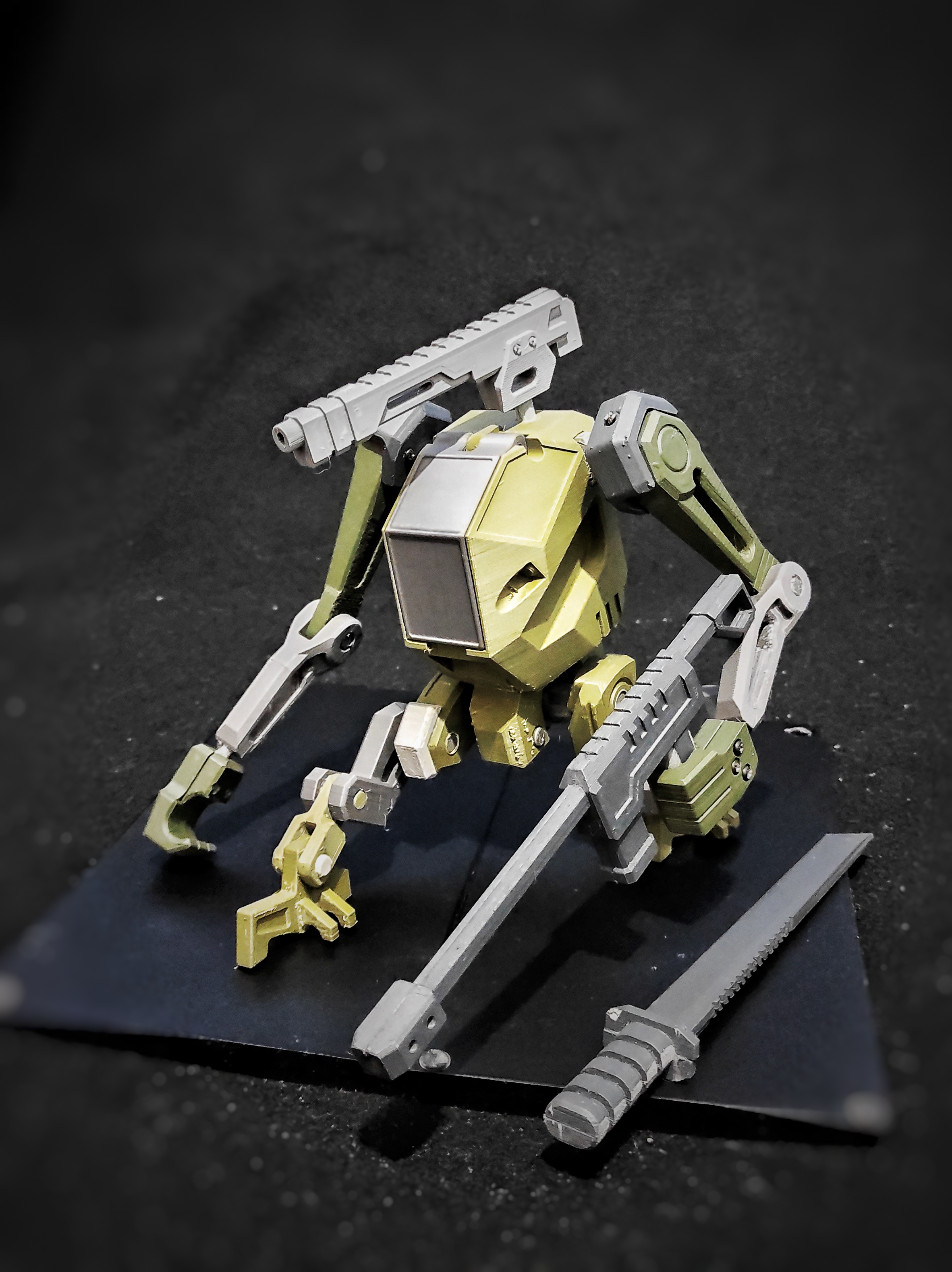 STL file GUARDIAN Mech toy 🤖・3D print model to download・Cults