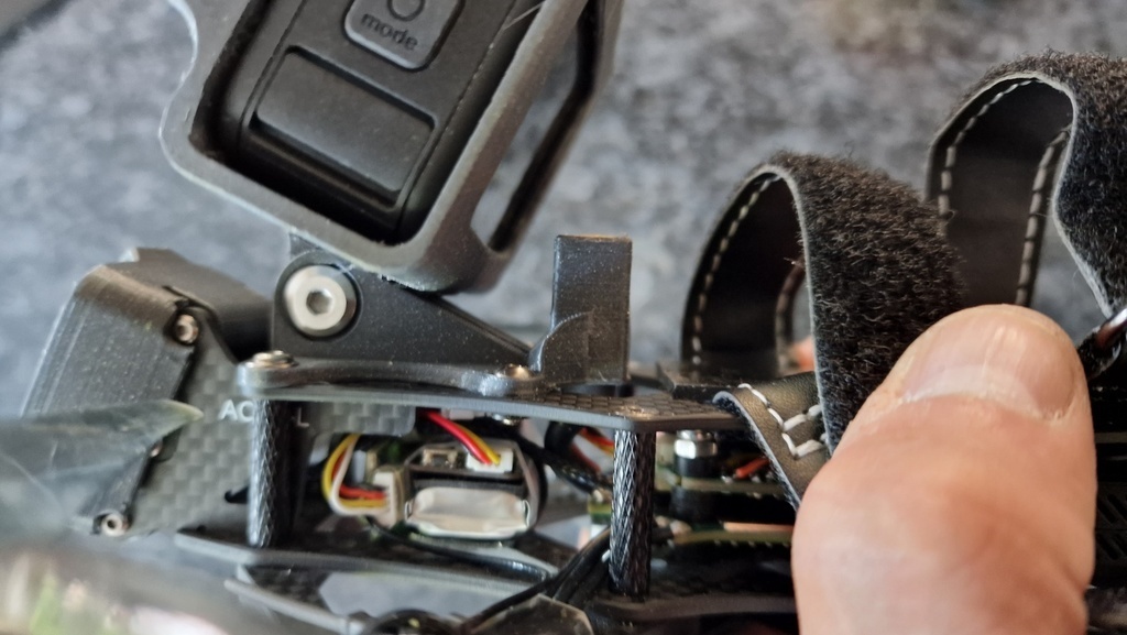 Free 3D file Gopro Mount and XT60 holder for AOS 5 V2・3D printer design ...