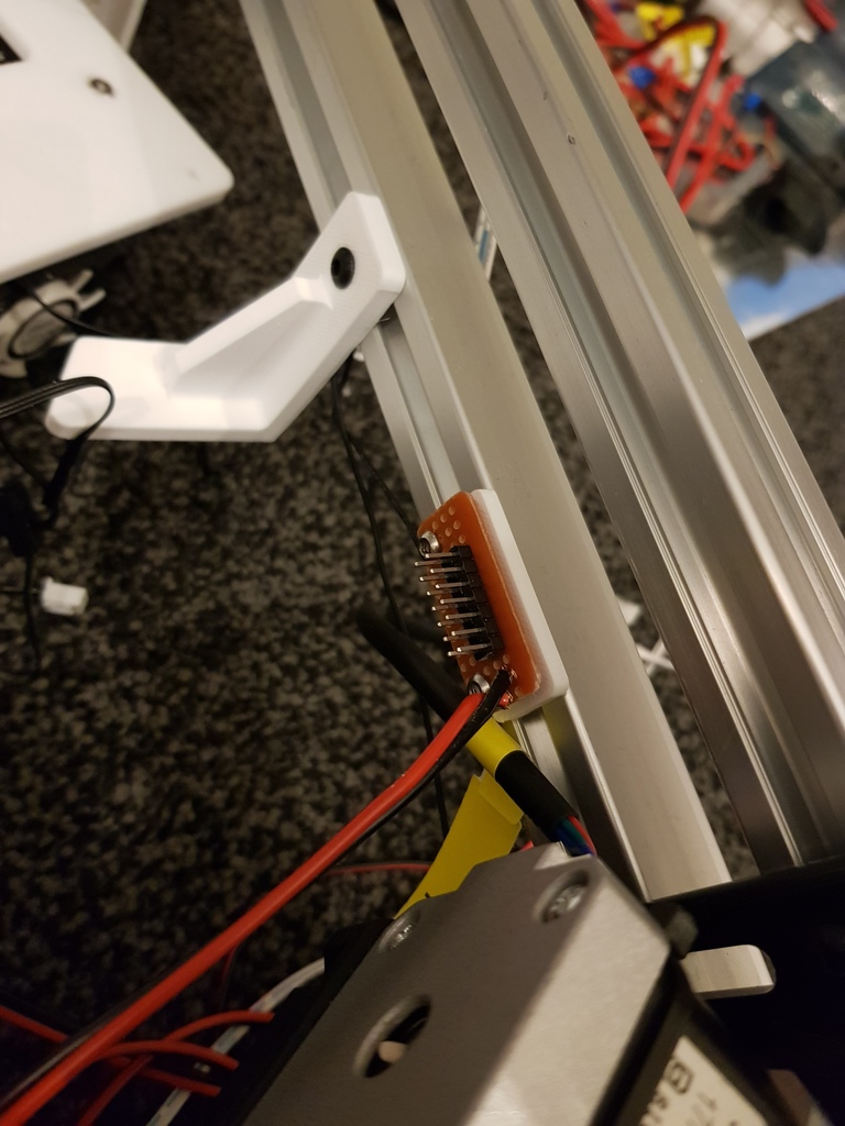 Free 3D file Small 2020 circuit board Mount・Model to download and 3D ...