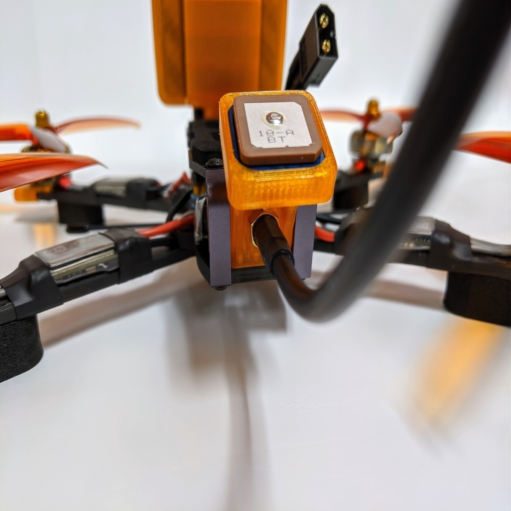 Free 3D file Armattan Badger / Marmotte BN-220 GPS Mount・3D print ...