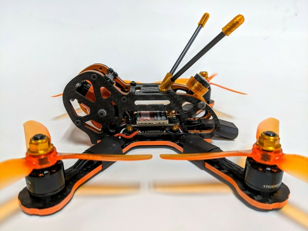 Free 3D file Armattan Japalura Micro Axii Antenna Mount・Design to ...