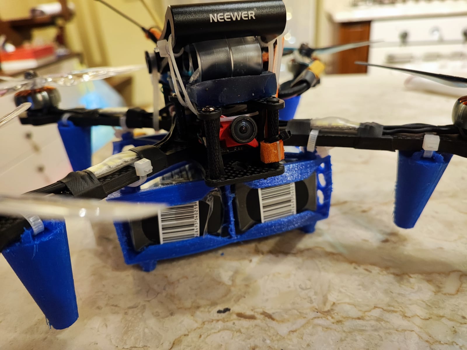 Fichier STL gratuit FPV universel 2X LIPO battery bottom case holder ...