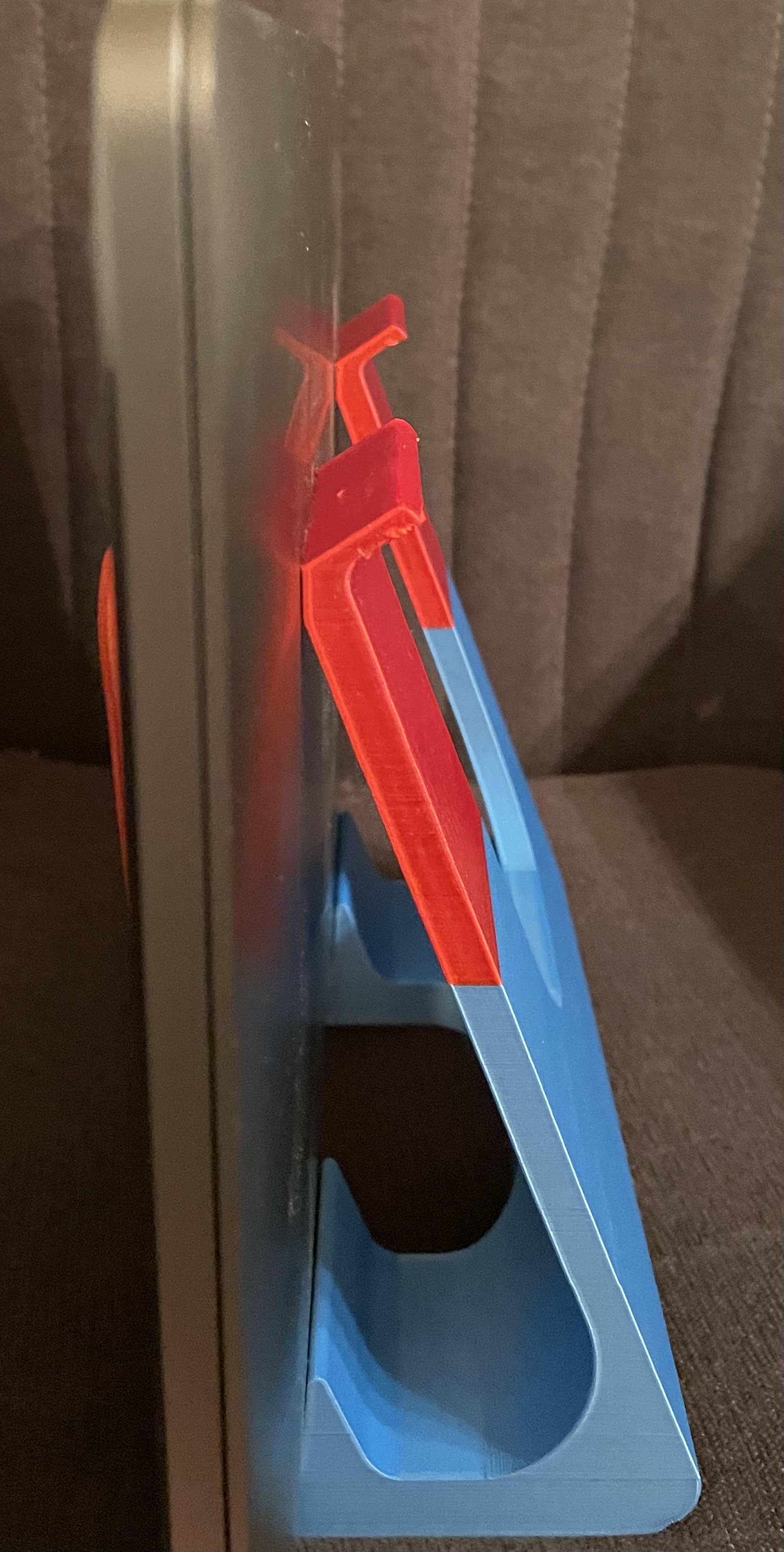 STL file MacBook Pro "16" Stand 💻・Template to download and 3D print・Cults