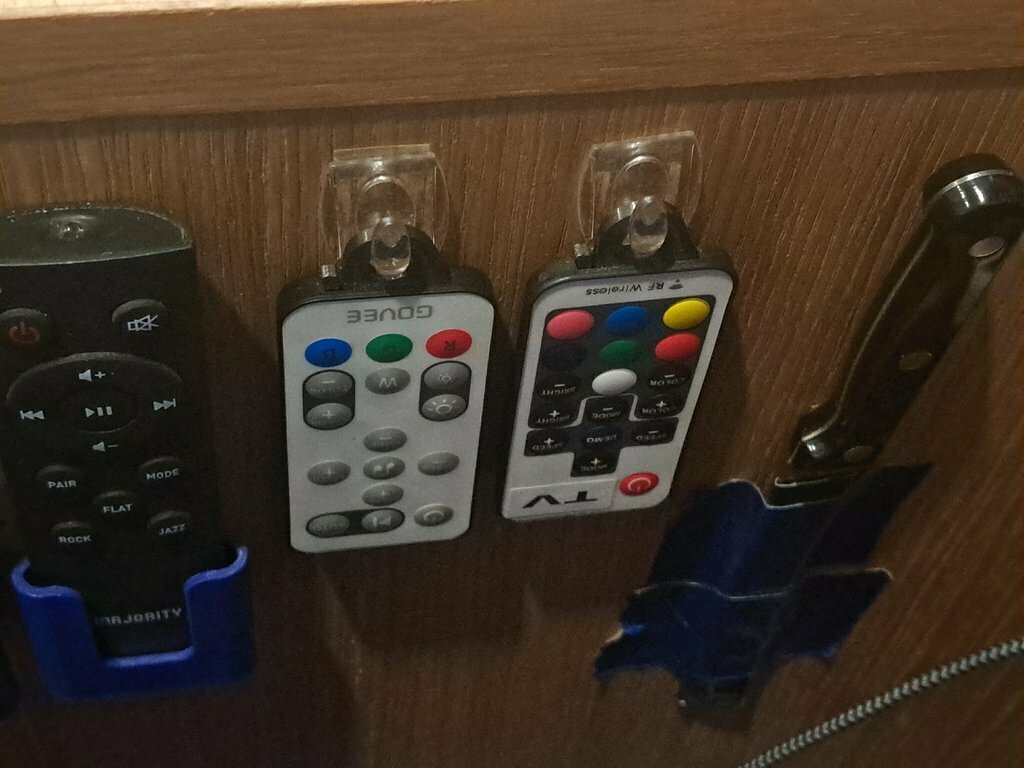 Free 3D file LED Remote Battery Tray Holder・3D printable model to ...