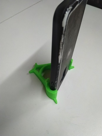 Free 3D file Phone Holder・3D printing template to download・Cults