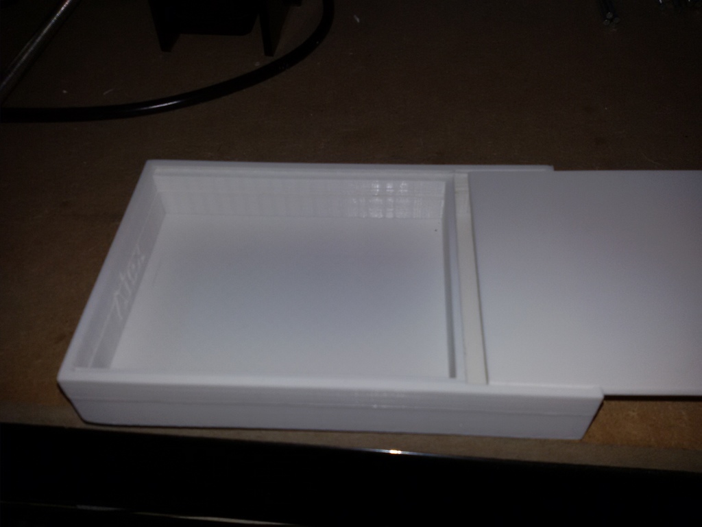 Free 3D file Box for WD Elements portable HDD with sliding lid・Object ...