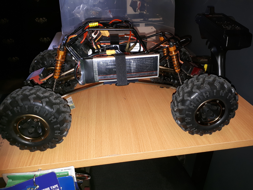 Free 3D file Side Battery holder for Integy roll cage 2.2・3D print ...