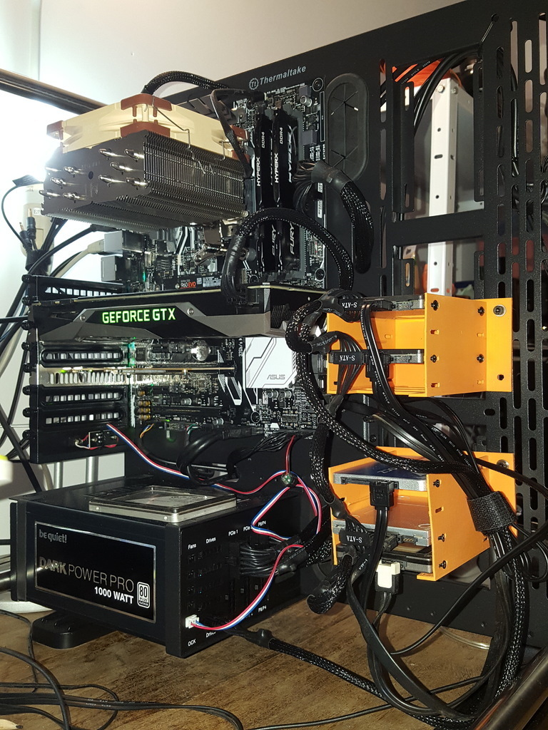 Free 3D file SSD Holder for Core P3 - Termaltake.・3D printer design to ...