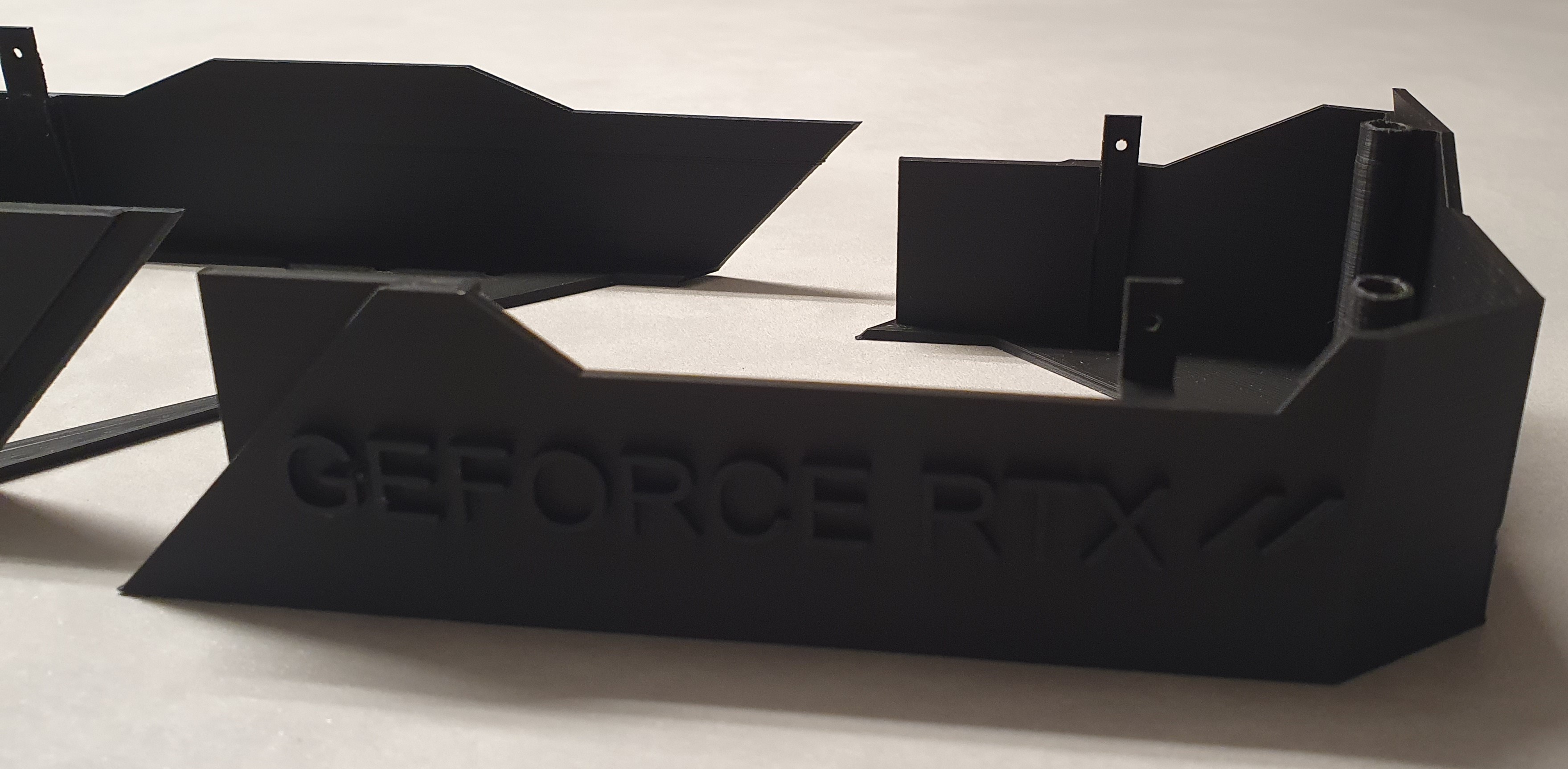 STL file Gigabyte RTX GPU Housing for Standard 92x25 mm Fans・Model to ...