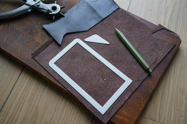 Free 3D file The Light Phone II Leather Case Template 📞・3D printable ...